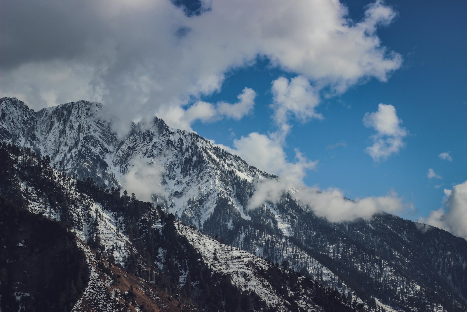 Kashmir Great Lakes Trek - Best Houseboat in Srinagar Kashmir
